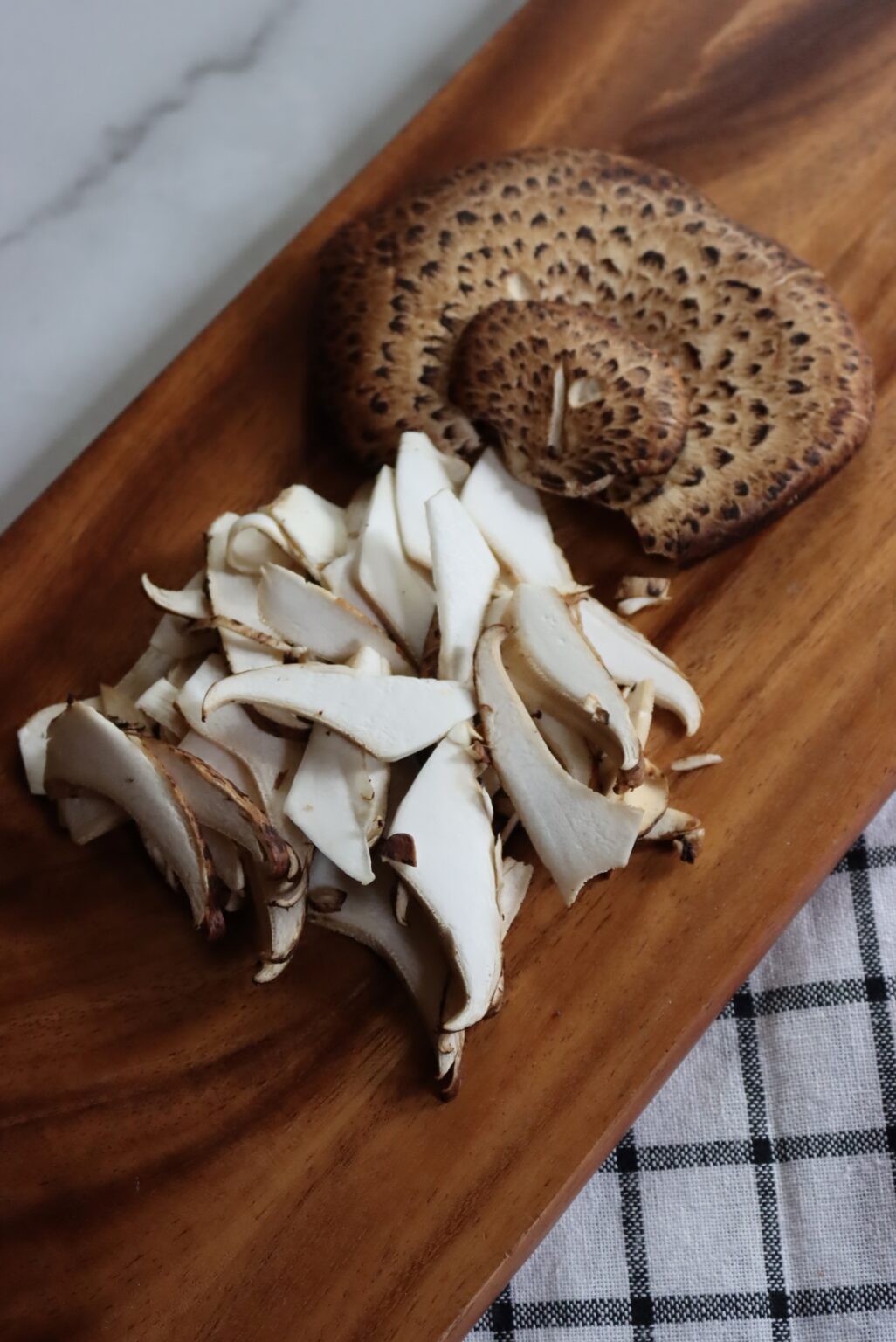 30+ Pheasant Back Mushroom Recipes - Adamant Kitchen