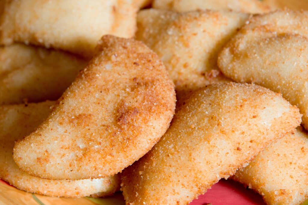 Portuguese Rissois (Meat Hand Pies) - Adamant Kitchen